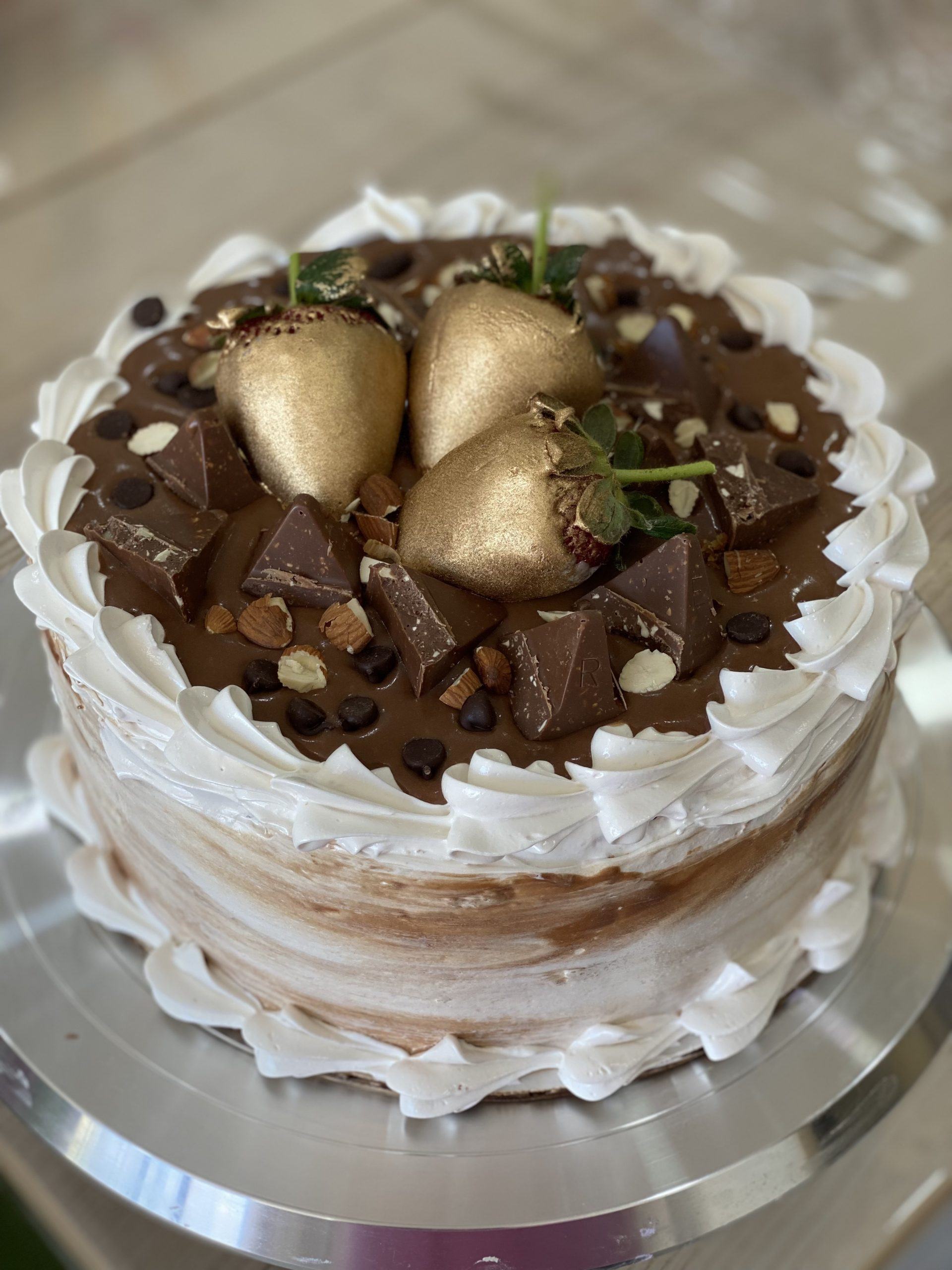 Marmol Cake con Salsa Toblerone - Club Las Delicias de Vivir